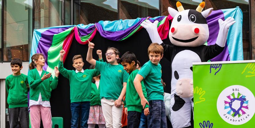 Children & Young People | Yvonne Arnaud Theatre